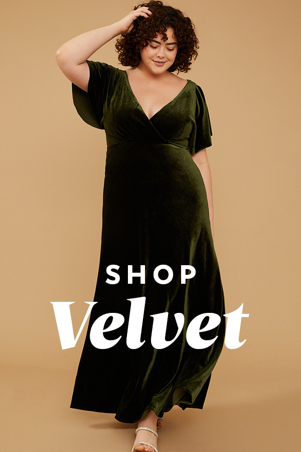 VELVET PINE DRESS | Vow'd Weddings